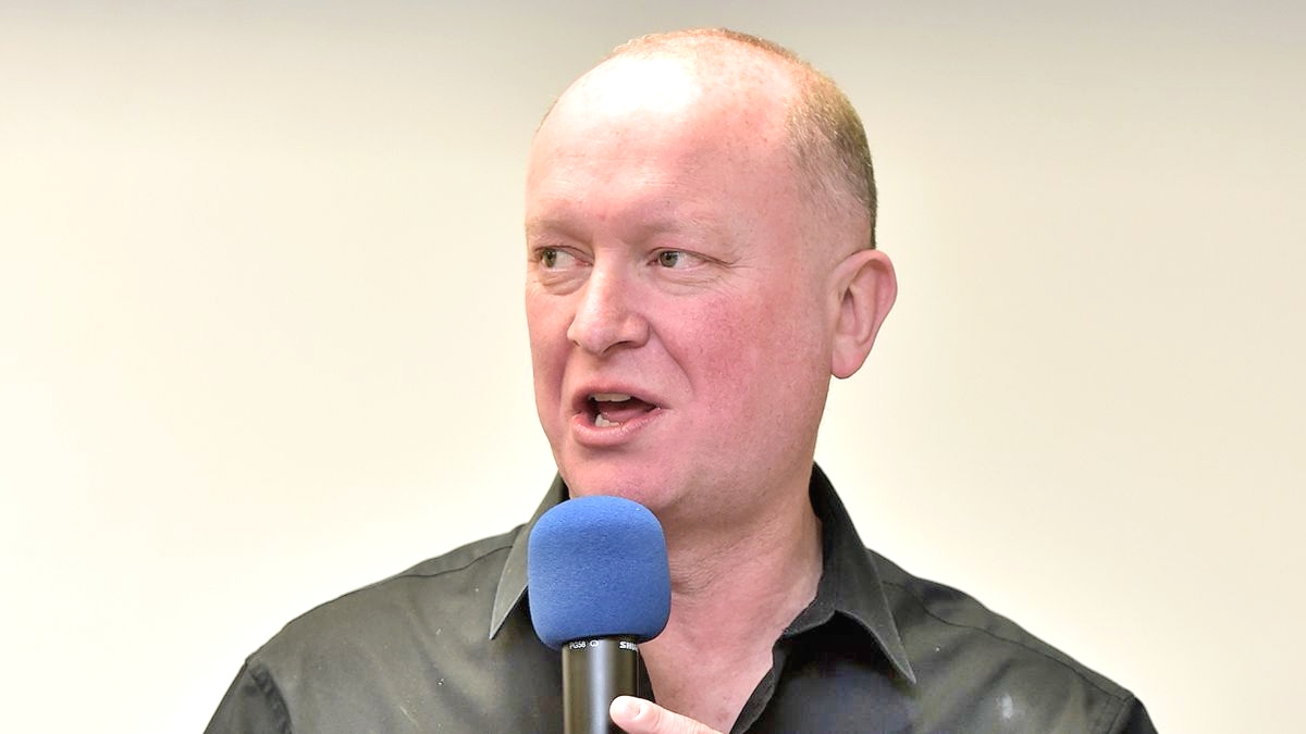 FIM SPEEDWAY COMMENTATOR NIGEL PEARSON, 52, DIES - Speedway Illustrated ...