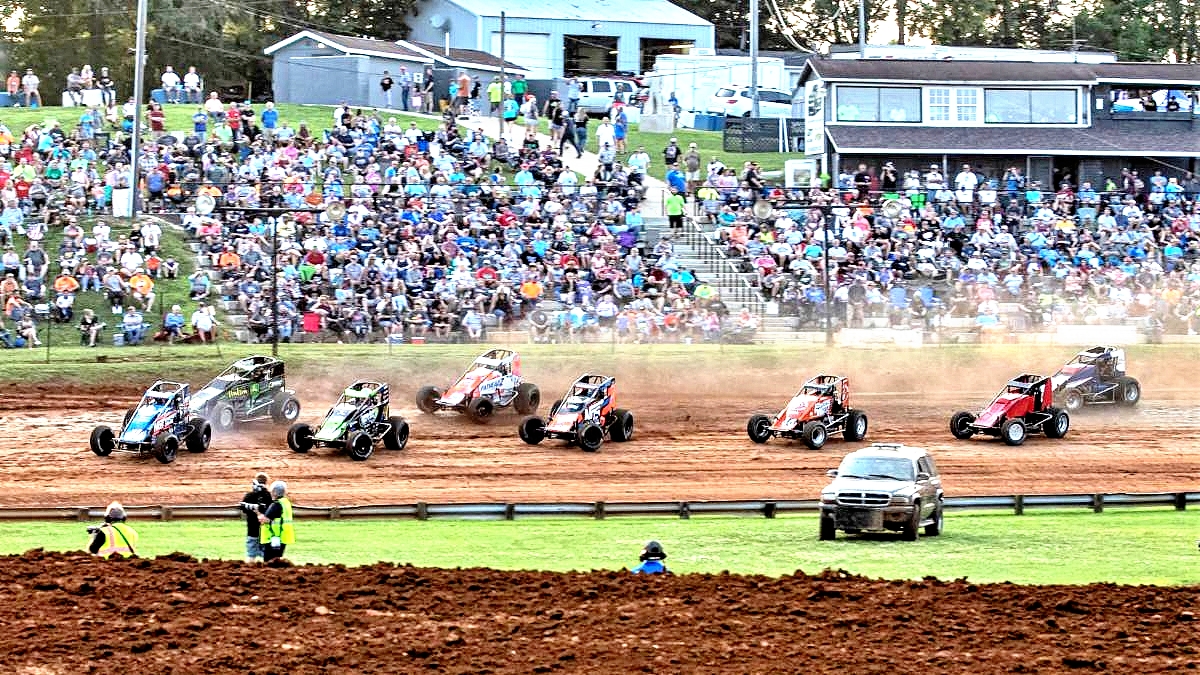 SPRINGTIME IN BLOOMINGTON: USAC SPRINTS - Speedway Illustrated News