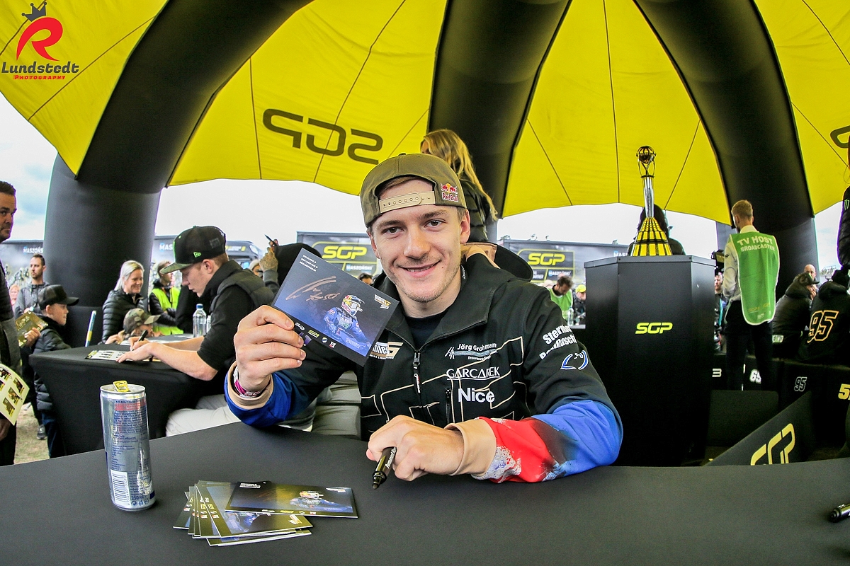 LAMBERT RETURNS TO UK - Speedway Illustrated News