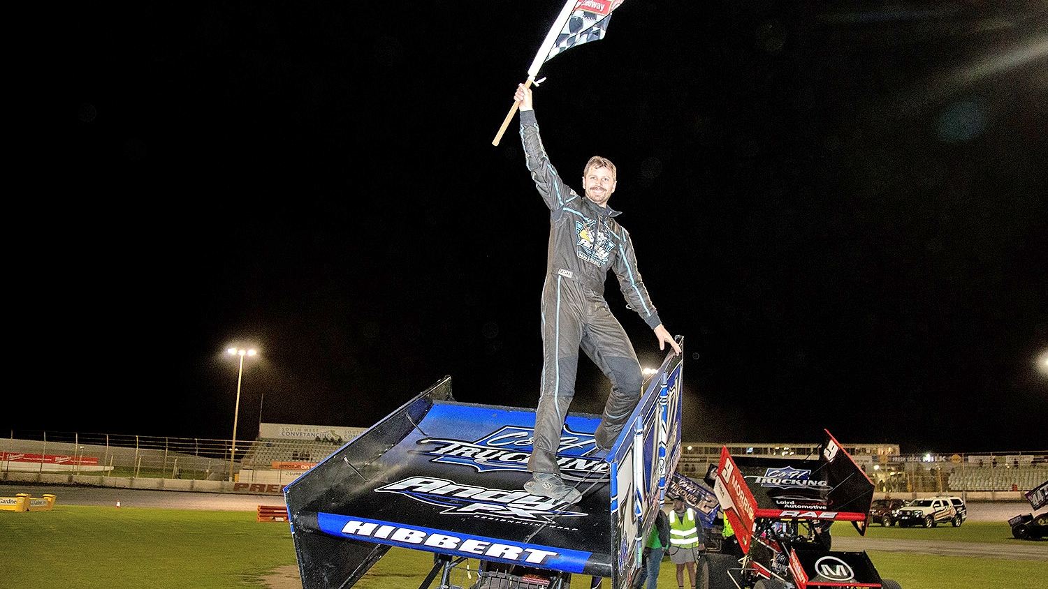 HIBBERT'S BREAKTHROUGH VICTORY - Speedway Illustrated News