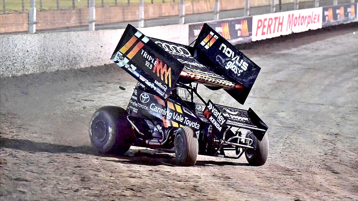 KENDRICK SPRINTCAR TEAM READY - Speedway Illustrated News