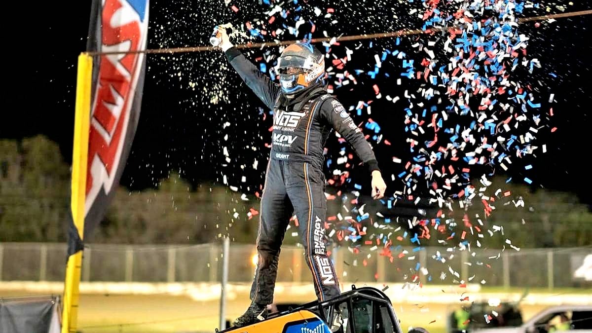 GRANT'S USAC SPRINT TRIPLE TREAT - Speedway Illustrated News