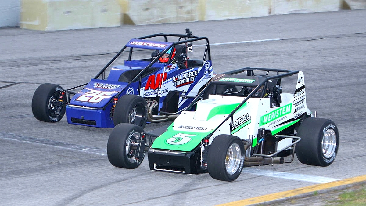 TOLEDO USAC SILVER CROWN OPENER - Speedway Illustrated News