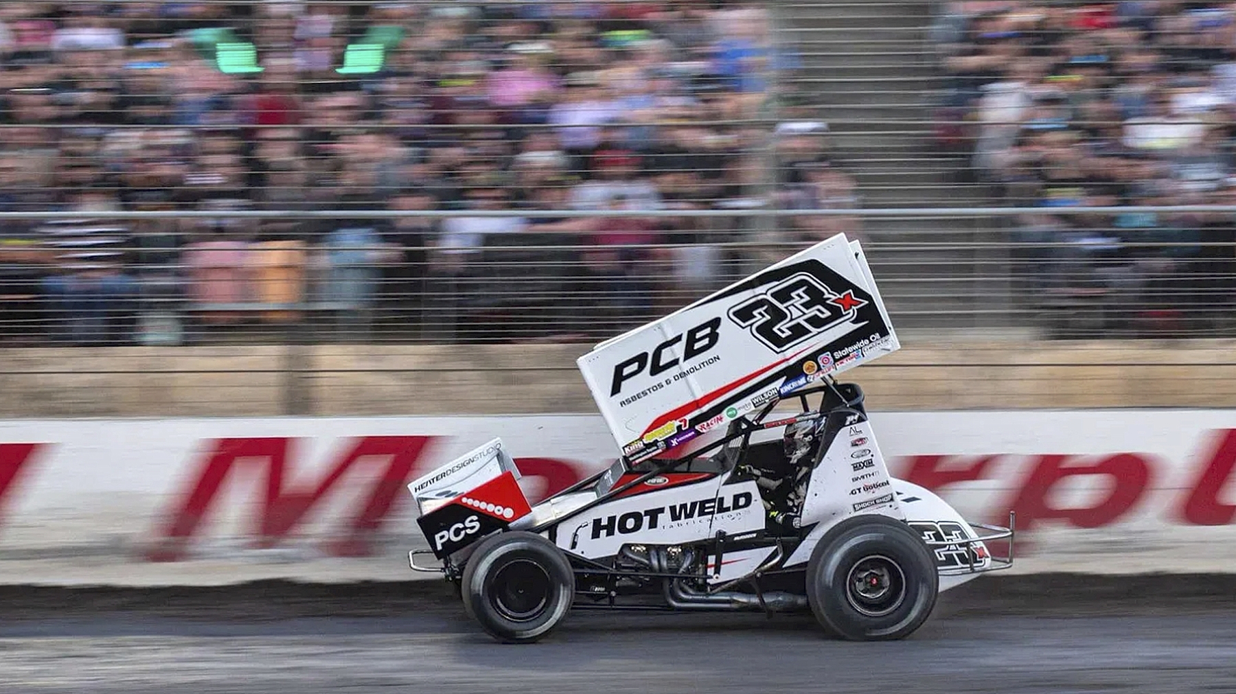 McFADDEN CREATES HIGH LIMIT RACING HISTORY AT PERTH MOTORPLEX ...