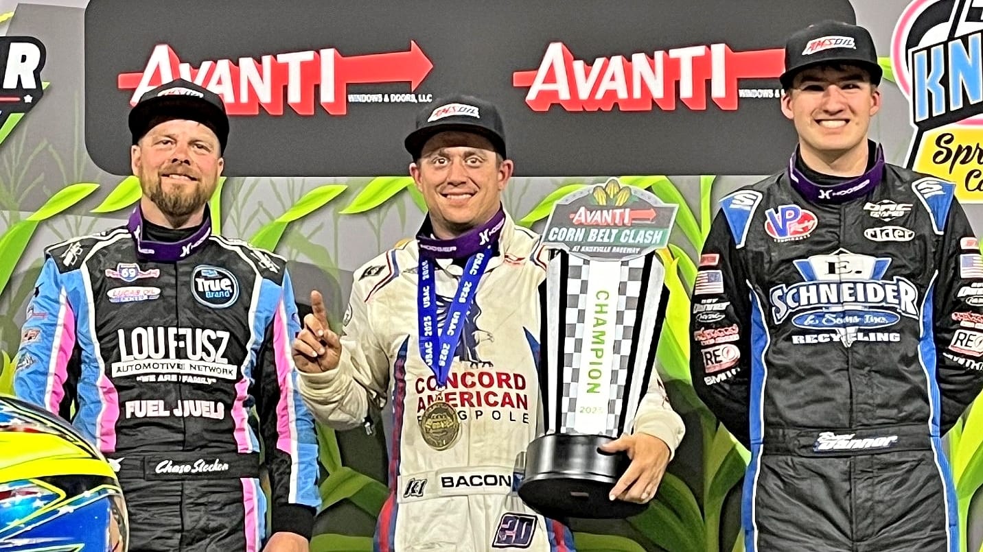 BRADY BACON NOTCHES USAC WIN #61 AT KNOXVILLE - Speedway Illustrated News