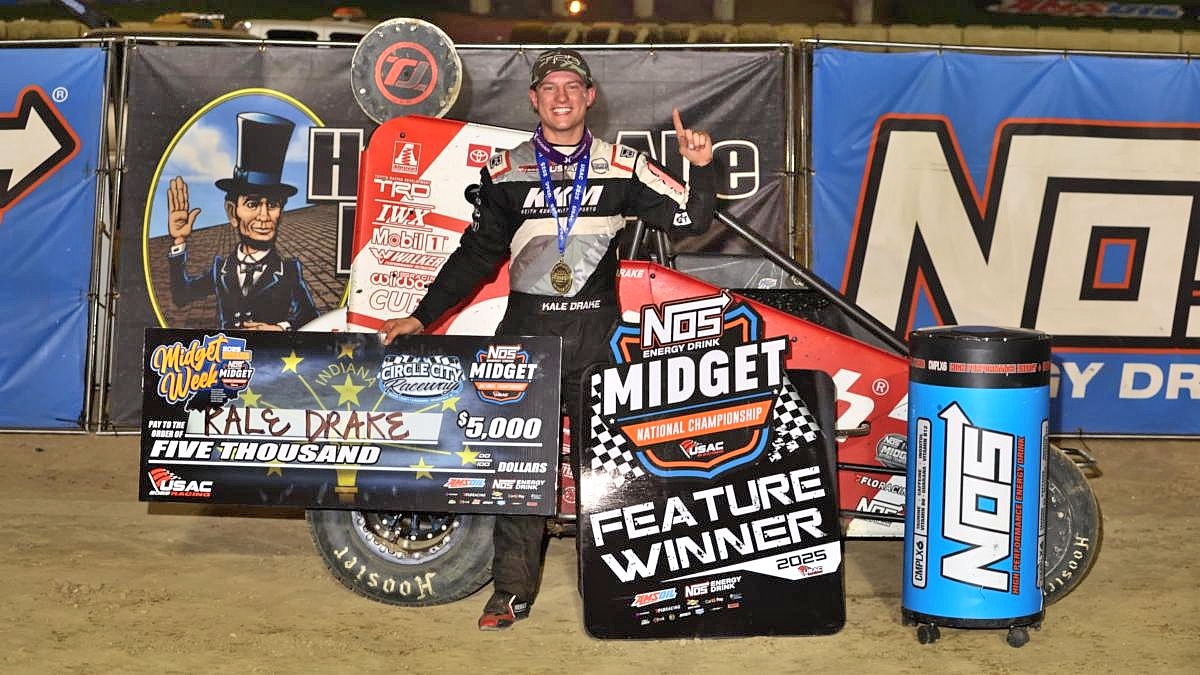 DRAKE'S USAC INDIANA MIDGET WEEK OPENER - Speedway Illustrated News